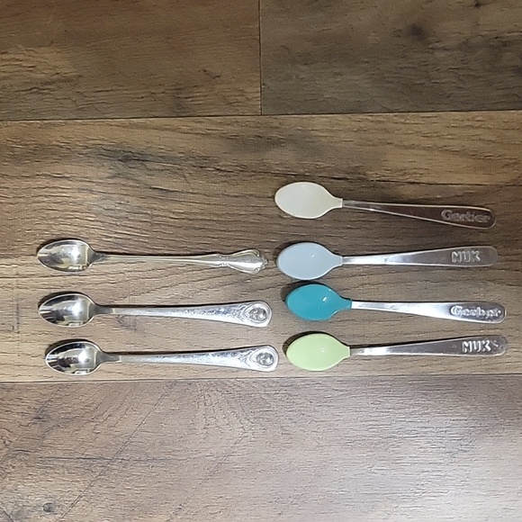 Gerber | Kitchen | Vintage Baby Spoons | Poshmark